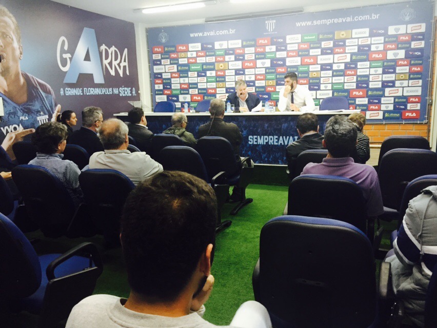 Medalha Saul Oliveira a Fernando Bastos — Avaí F.C.
